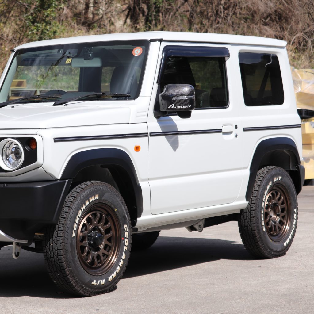 【新商品案内】JB64ジムニー専用 オーバーフェンダー シボブラック/メッキ調 ｜ AKEa – アケア｜自動車用カスタム用品メーカー